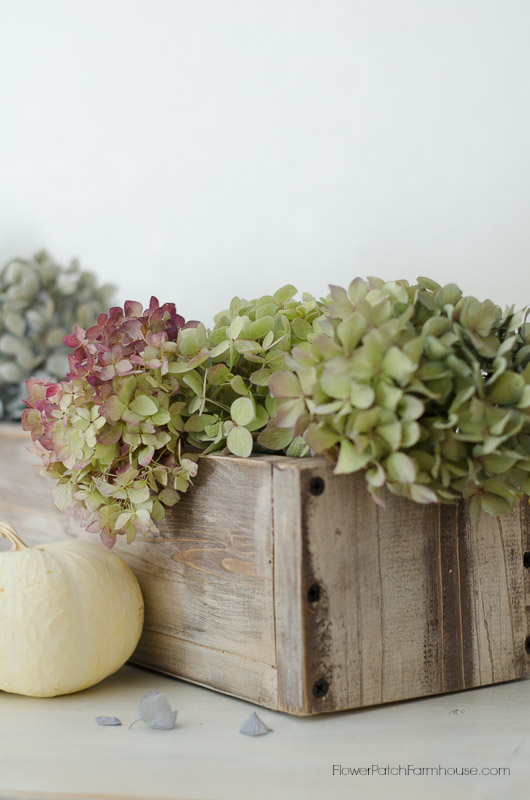 A DIY Rustic Box - Flower Patch Farmhouse